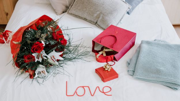 Romantic Red Master Bedroom Ideas